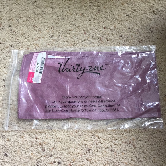 thirty-one | Accessories | Thirtyone Scarf | Poshmark